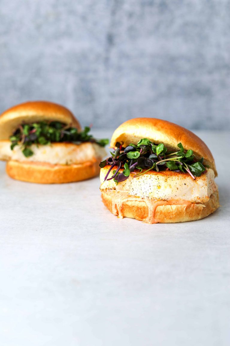 Halibut Burgers with Spicy Sriracha Aioli - Craving California